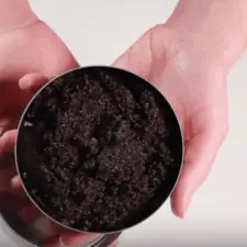 Homemade Coffee Cellulite Scrub – Mom Prepares